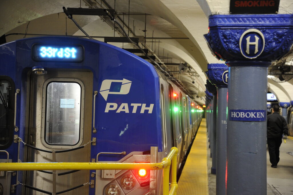 Port Authority Trans-Hudson Hoboken Station to Close for Overhaul ...