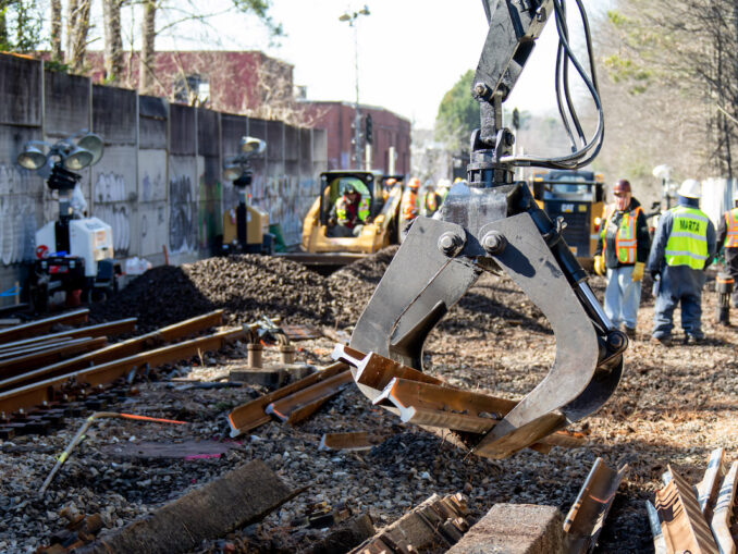 MARTA on Track to Receive First CQ400 Rail Car in January – Railfanning.org