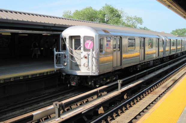 MTA Employees Training for 7 Line Extension | Railfanning.org